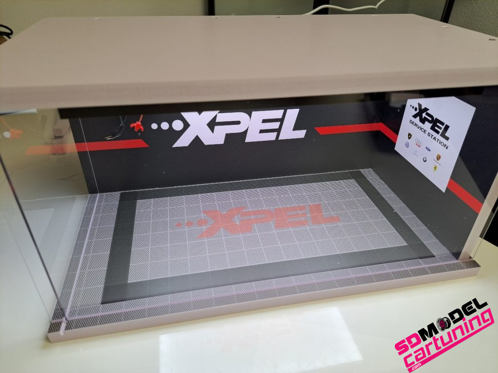 1:18 Service Parking diorama Xpel – Small - Building kit ...