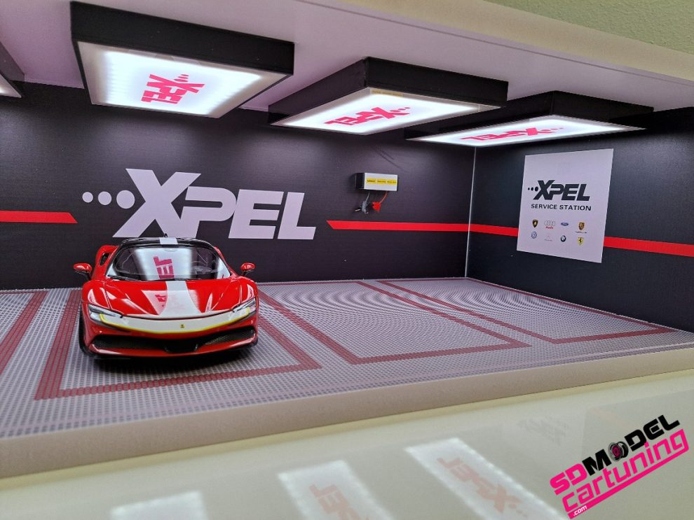 1:18 Service Parking diorama Xpel – Large - Building kit ...