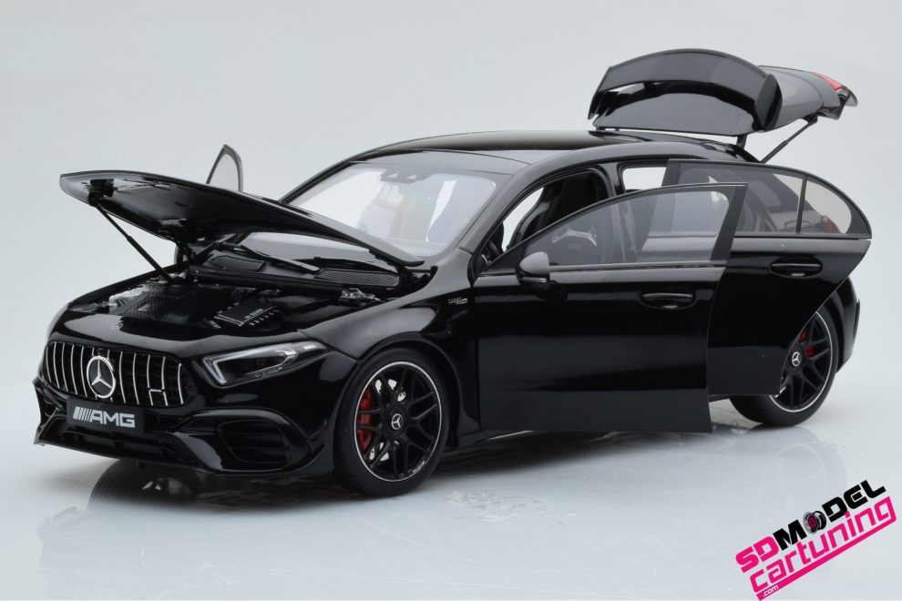 1:18 Mercedes-Benz A45 AMG - Negro - SDmodelcartuning.com