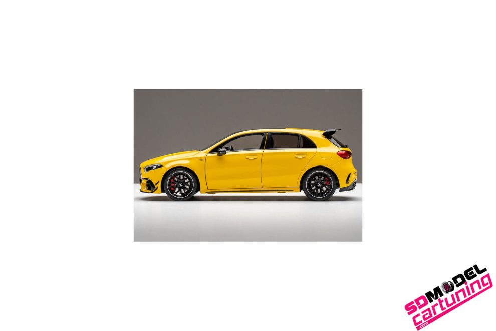 1:18 Mercedes-Benz A45 AMG - Geel - SDmodelcartuning.com