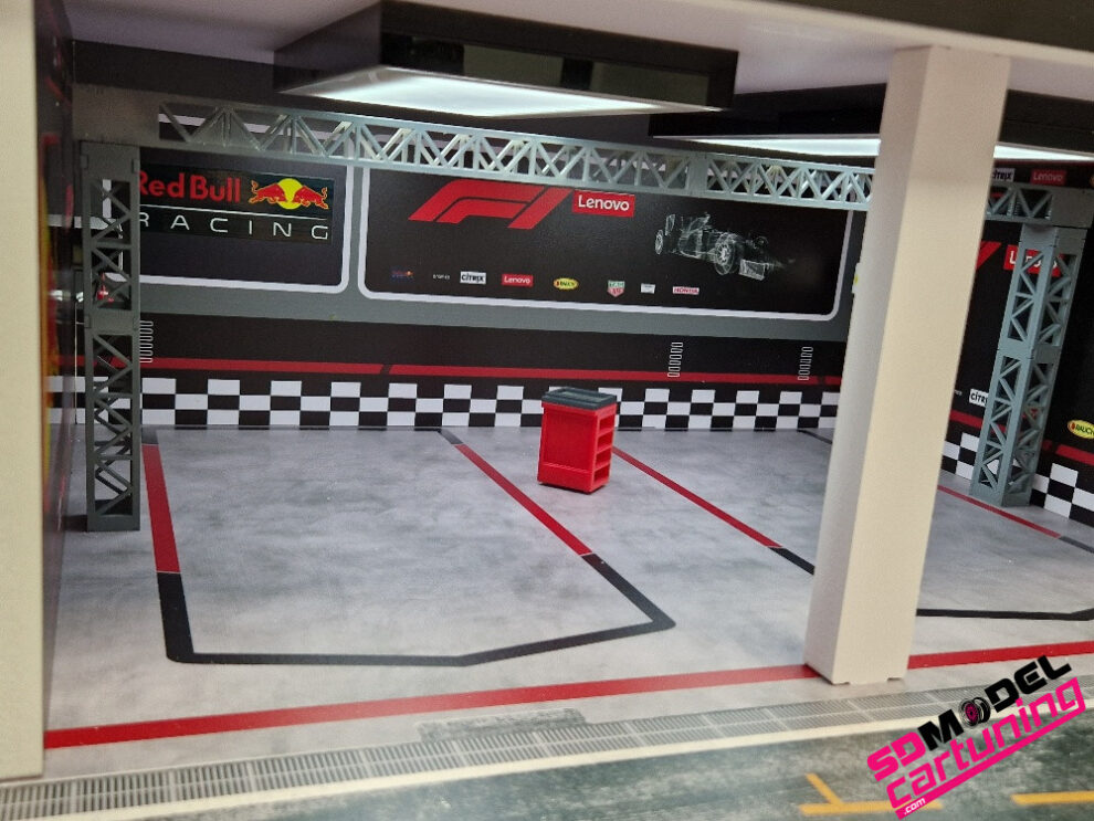 1:18 Red Bull F1 Pitbox diorama - Building kit - SDmodelcartuning.com