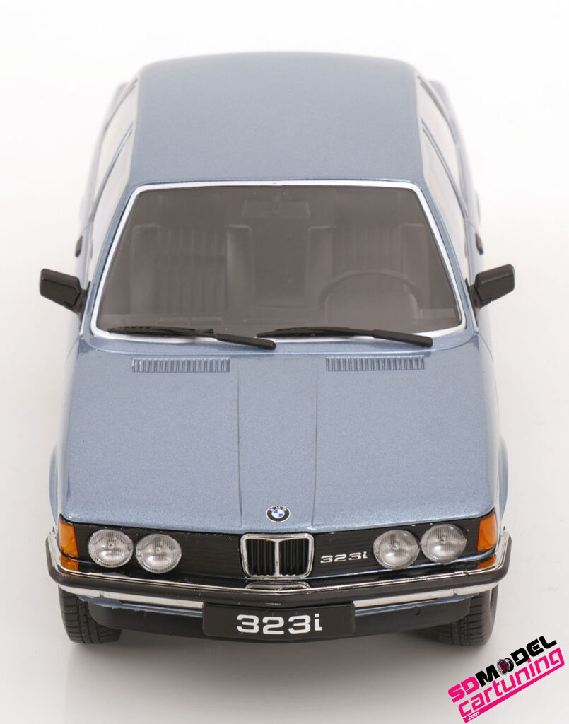 1:18 BMW 323i E21 - 1978 - Hellblau metallic - SDmodelcartuning.com