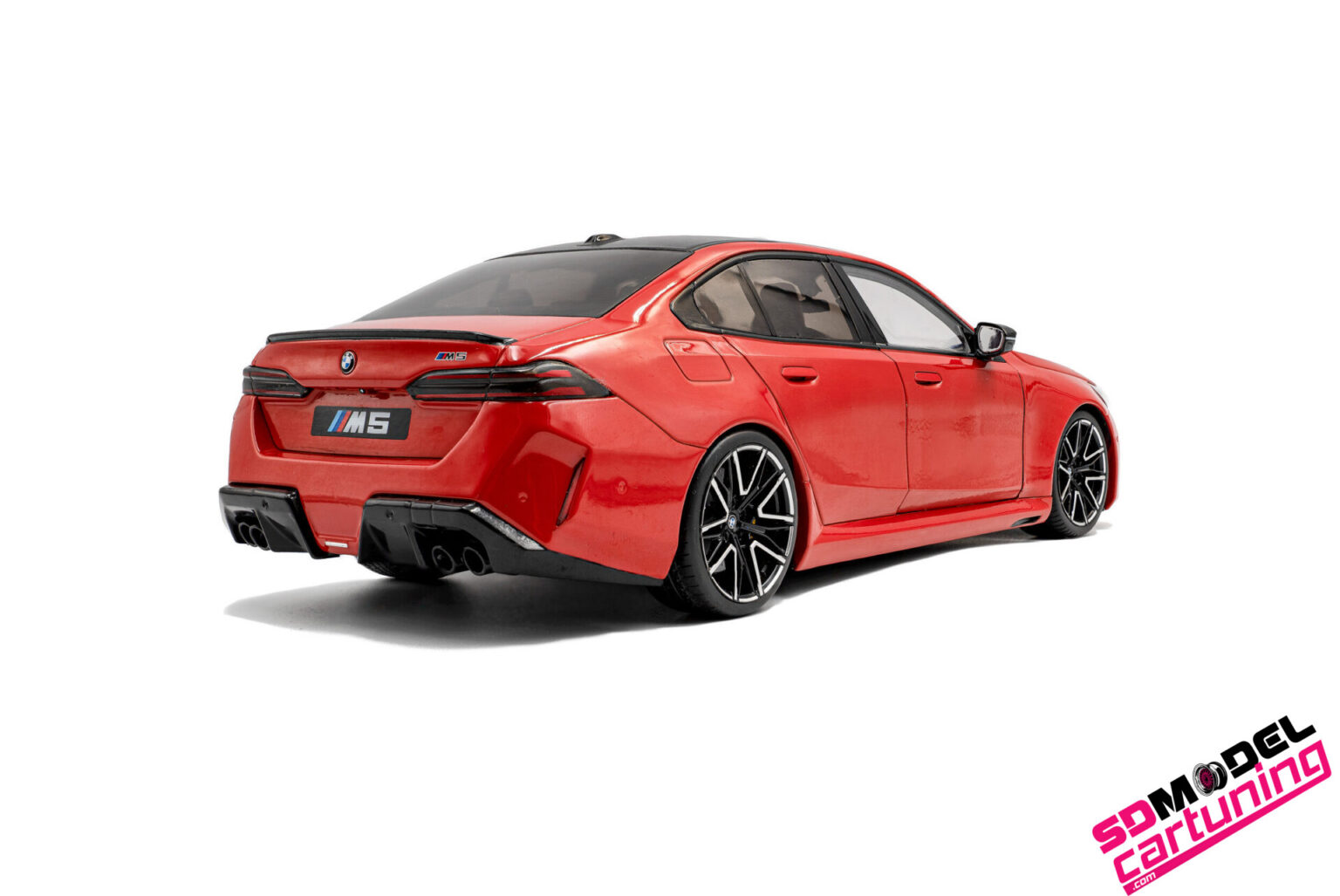 1:18 BMW M5 (G90) Berlina - 2025 - Rosso Fuoco - SDmodelcartuning.com